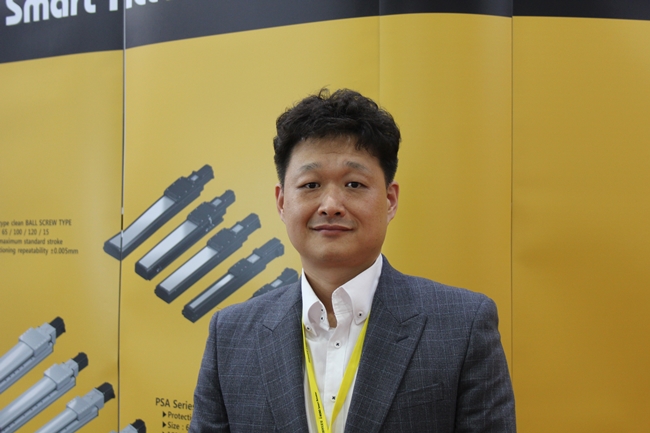 [Press Vision] 고객이 요구하는 제품 중점 생산! (주)아이로보 :: 산업뉴스 여기에