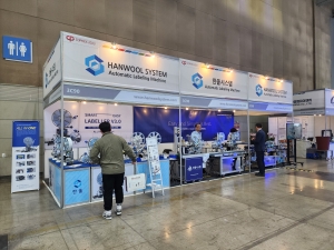 [COPHEX 2023] 한울시스템, 신제품 '원주형라벨부착기' 첫 선! - 로봇기술